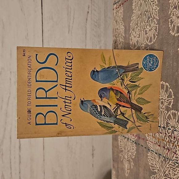 Vintage | Other | Vintage 966 A Guide To Field Identification Birds Of ...